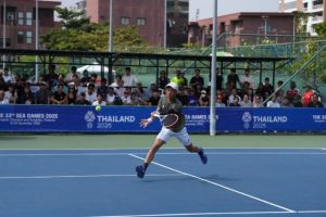 Atlet Tenis Justin Barki Sumbangkan Medali Emas SEA Games Thailand ...